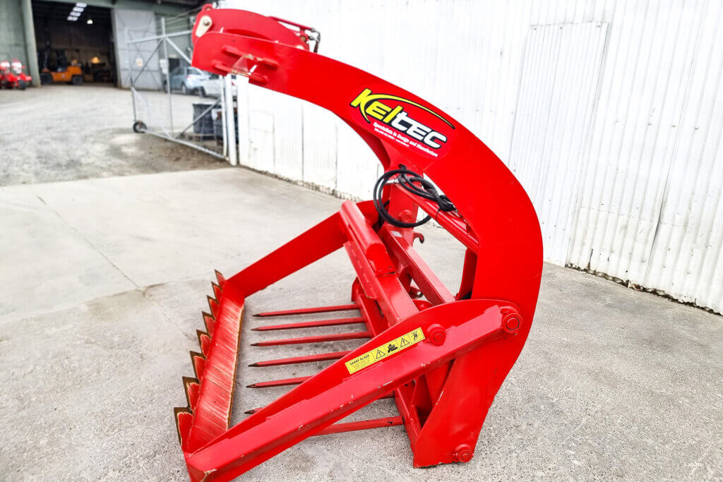 Keltec Bale Slicer c/w Euro Hitch | Hustler Equipment